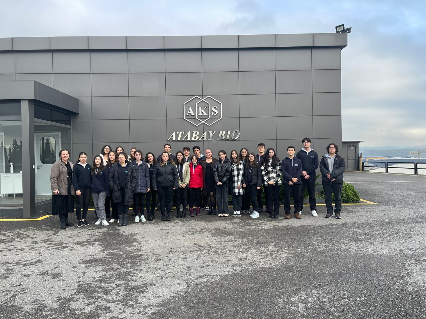 Atabay İlaç Firmasına Teknik Gezi Düzenledik | ENKA Okulları Kocaeli